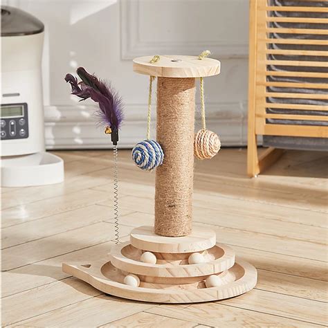 Wooden Kitten Activity Play Center Sisal Cat Scratching Post With Cat