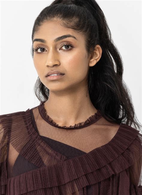 Frm Premiere Modeling Services And Talent Representation Presh R 5′ 8″ 173 Cm Female Fashion