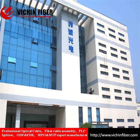 LC LC PC Quad Om4 Multi Mode Inner Shutter Avoid Laser Fiber Optic Adapter With Flange Violet