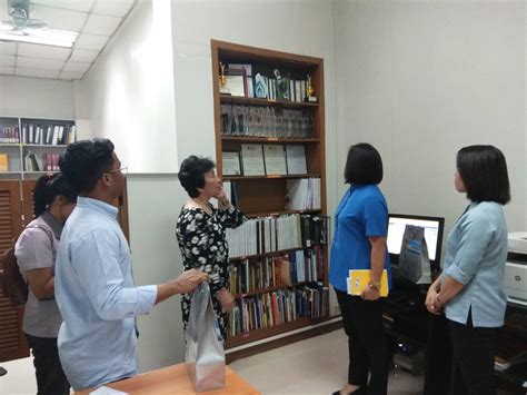 earlier philippine air force librarians conducted their library