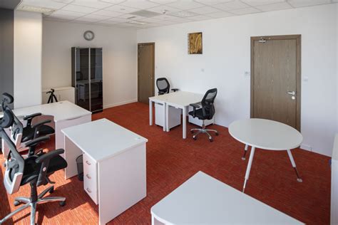 Features To Look For In A Professional Business Centre