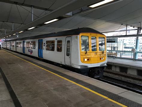British Diesels And Electrics Class 319 Brel York Cross Country