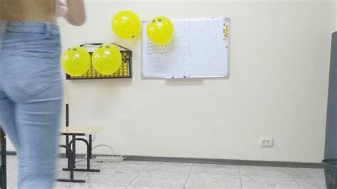 Sex Beauty With Balloons Cranking Masturbation New Video Custom Video