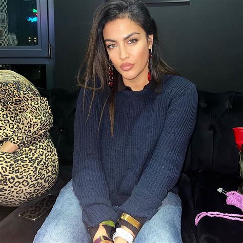 Çıplak Tuğba Ekinci Bikinili Külotsuz Sıcak Resimler