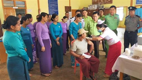 ရွာငံမြို့နယ်အတွင်းရှိပြည်သူများအားကိုဗစ် ၁၉ ရောဂါကာကွယ် ဆေးထိုးနှံ