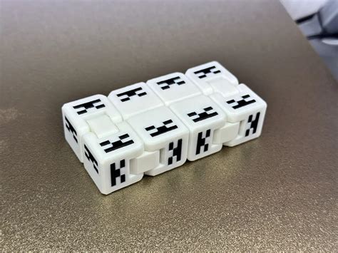 Minecraft Fidget Cube Skeletons By Austin Vojta Makerworld Download Free 3d Models