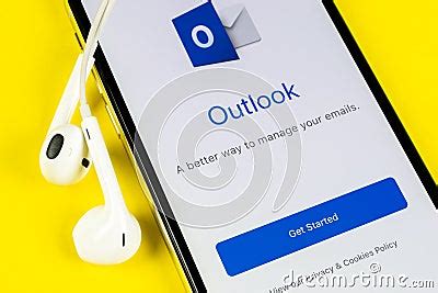 Microsoft Outlook Office Application Icon On Apple IPhone X Screen Close Up Microsoft Outlook