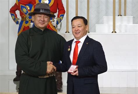 Аж үйлдвэрийн салбарт дахин гурван ГАВЬЯАТ төрлөө