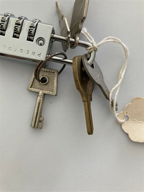 Presto Lock Padlock Combination Lock And Keys Set Amelia Earhart Crest