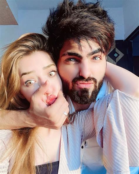 افشا خان شاه On Instagram 👫 Jubinshah ♥️” Cute Couple Poses