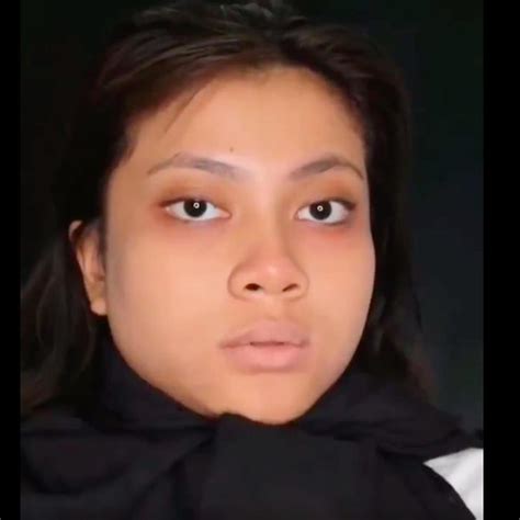 Cara Makeup Wajah Pucat Saubhaya Makeup