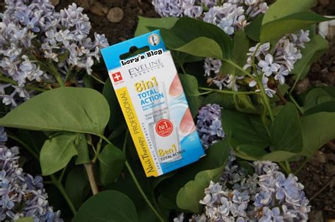 Repararea unghiilor cu Eveline 8 în 1 – Review