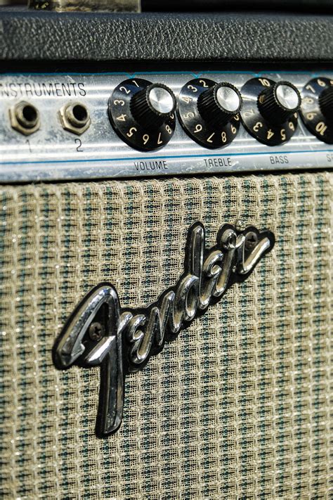 1973 Fender Vibro Champ Silverface