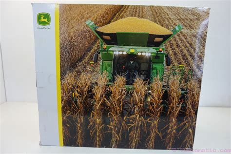 Ertl 1 32 John Deere S780 Tracked Combine Tractor