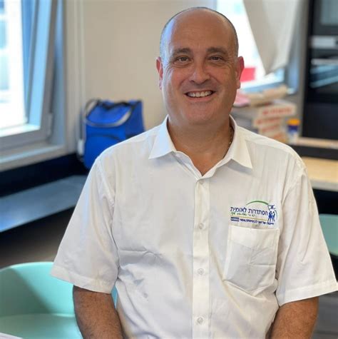רכבת ישראל קריירה שבוע הנערה ברכבת ישראל פורצות דרך על המסילה 🚆