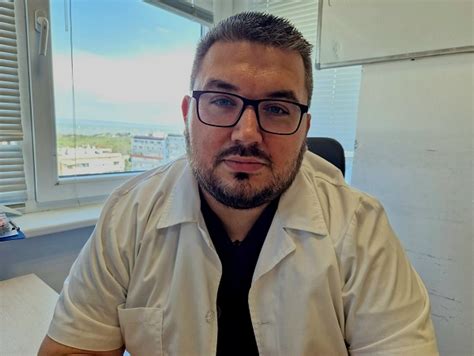Д р Господинов Все повече млади лекари избират да остават в България