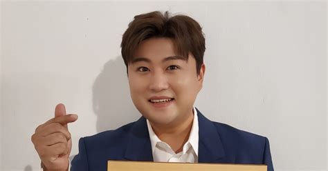 김호중 데뷔 첫 전국투어 콘서트 Aristra 서울 공연 D 1호중이 별 속으로 초대