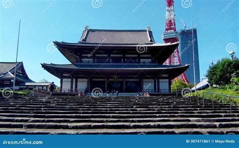 Statue Of Musashi Miyamoto And Kojiro Sasaki Royalty Free Stock Image