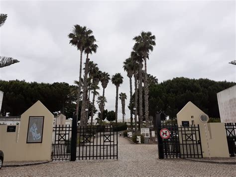 Município De Oeiras Aumenta O Número De Ossários No Cemitério De Oeiras