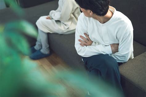 「妻への愛情がない」のに「離婚しない」既婚男性の生々しい理由…3000人調査で見えた“リアル事情”の数々 オトナンサー