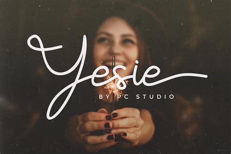 Yesie Monoline Cursive Script Font On Behance