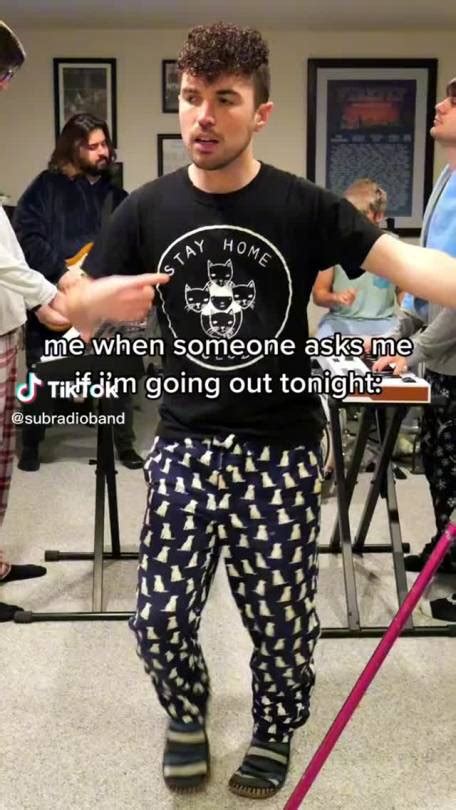 My Inner Introvert Is Screaming 😂😂😂 Tumbex