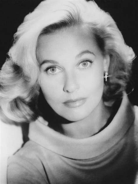 Lola Albright Photos
