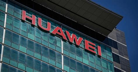 هواوي تتحدى Nvidia علناً بسوق صناعة رقائق الذكاء الاصطناعي الشرق