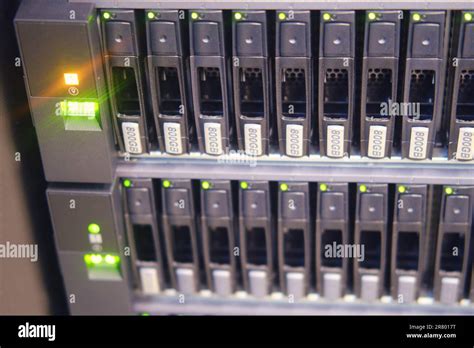 the hard disk error on the panel in the hdd server raid is indicated by