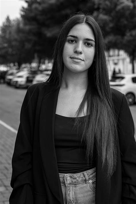 Oleandragirls Photos Download The Best Free Oleandragirls Stock