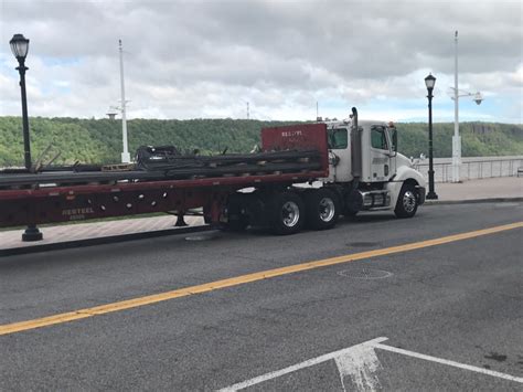 Flatbed Trucking Advantages Of Palletized Shipping Nyc Shipping