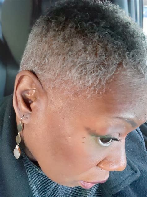 Pin On Beautiful Grey Hair Short Cuts Beautiful Gray Hair Short Grey