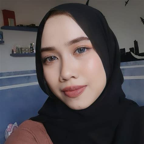 Putri Novita - Administrative Assistant - PT. BRENSON CITRA ABADI | LinkedIn