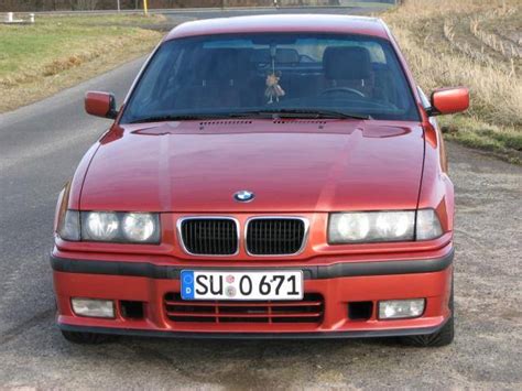 Bmw E36 Sierra Rot Metallic Iconic Sport Sedan With Timeless Appeal