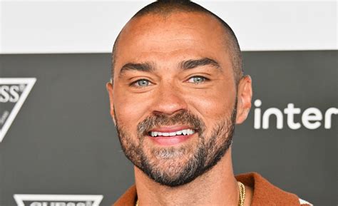Jesse Williams Fait Son Grand Retour Après Greys Anatomy Découvrez