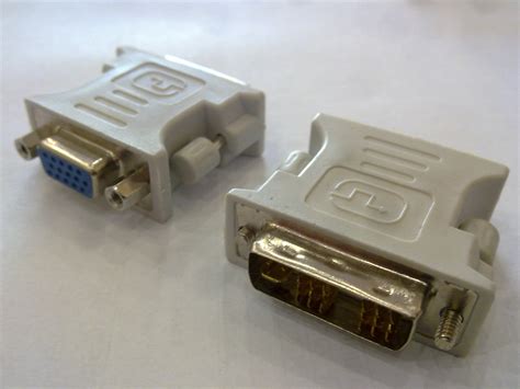 ПРЕХОДНИК DVI - VGA - КАБЕЛИ ПРЕХОДНИЦИ