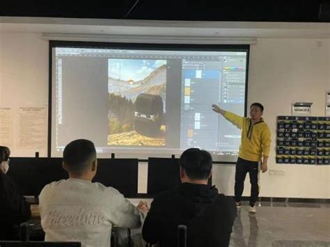 艺术与传媒设计学院开展第八届两岸新锐设计竞赛华灿奖项目培训会 学院动态 南昌工学院艺术与传媒设计学院院欢迎您
