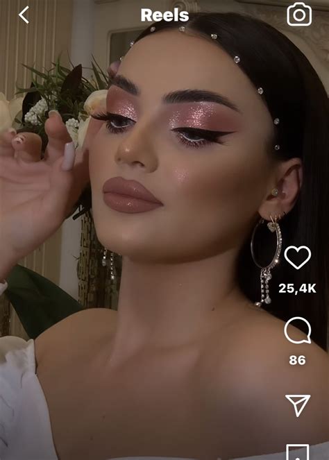 Pin By Bono O On Makeup Trends Baddie Makeup Eye Makeup Natural Makeup