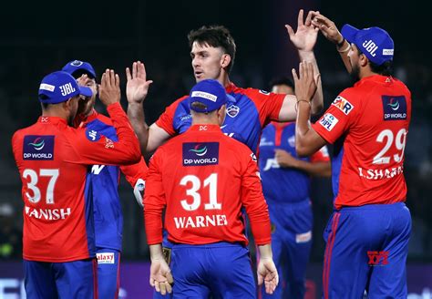 New Delhi Dcs Mitchell Marsh With Teammates Celebrate The Dismissal