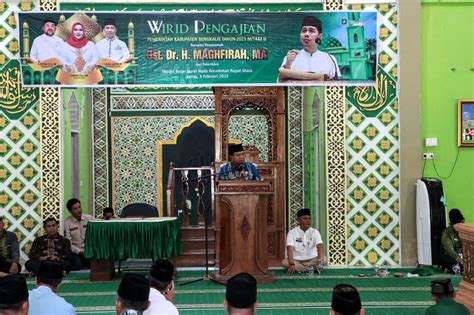 Hadiri Pengajian Di Desa Tanjung Medang Bupati Pinta Jalin Tali Ukuhuwah Antara Pemerintah Dan