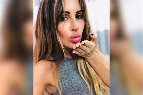 Tiger Woods Ex Mistress Rachel Uchitel Studying For Lsat
