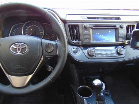 Eladó Toyota Rav 4 Városi Terepjáró Crossover 2014 Használtautóhu