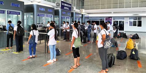 Mou အလုပ်သမားများကို ပတ်စ်ပို့ထုတ်ပေးမှု ရပ်ဆိုင်းလိုက်သဖြင့် တရားမဝင်သွားရောက်သူ ပိုများလာနိုင်