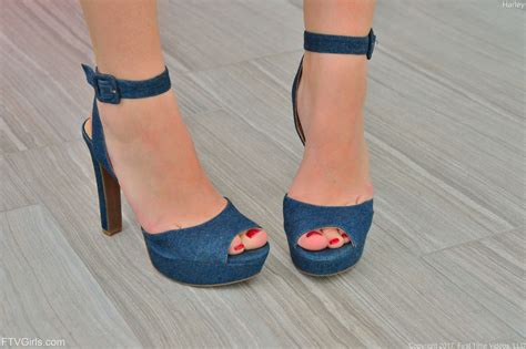 Harley Jameson Feet Photos Sexy Feets Celeb Feets