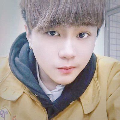 身高 cm 胸K L cup蜜雅MIAAGA成人展D 參加確認 on Twitter 偷偷拿庫存使用ww 之前去泡湯的 嘿嘿 https t co qEndVUAiOo