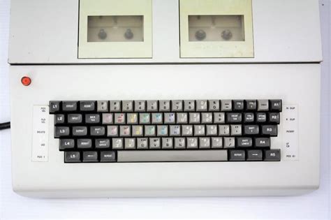 Collimation Optical Encoded Keyboard Using Light Beams And Key Shutters To Encode Key Presses