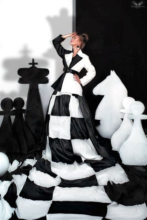 Фотосессия шахматная королева Фотосессия Дети танцуют Шахматы