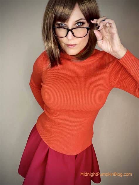 Everything You Need For A Velma Cosplay The Midnight Pumpkin Blog