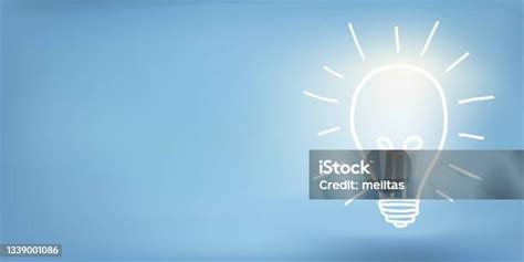 손으로 그린 전구와 파란색 배경에 공간을 복사 배너 혁신의 개념 아이디어 창의성 발명 영감 상상력 생각 개념 전기 공급 개념에 대한 스톡 벡터 아트 및 기타 이미지 Istock