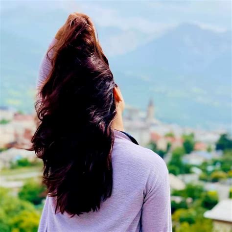 Gulali Karimi ګلالی کریمی